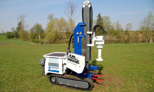 Which machines can be used to drive in ground screws?